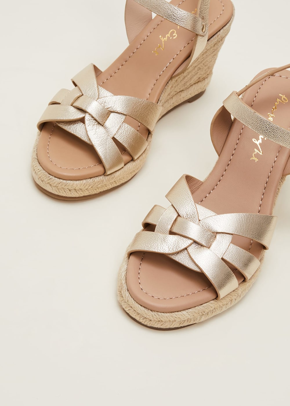 750915060-04-leather-wedge- 750915060-04-leather-wedge-